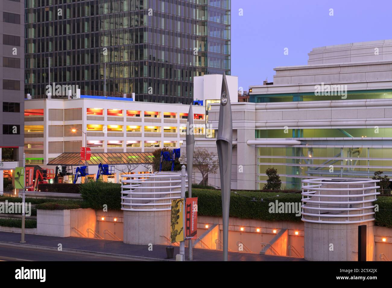 Moscone center hi-res stock photography and images - Alamy