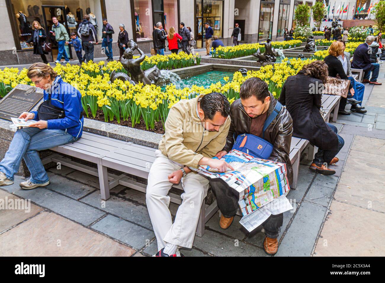 Male map hi-res stock photography and images - Alamy