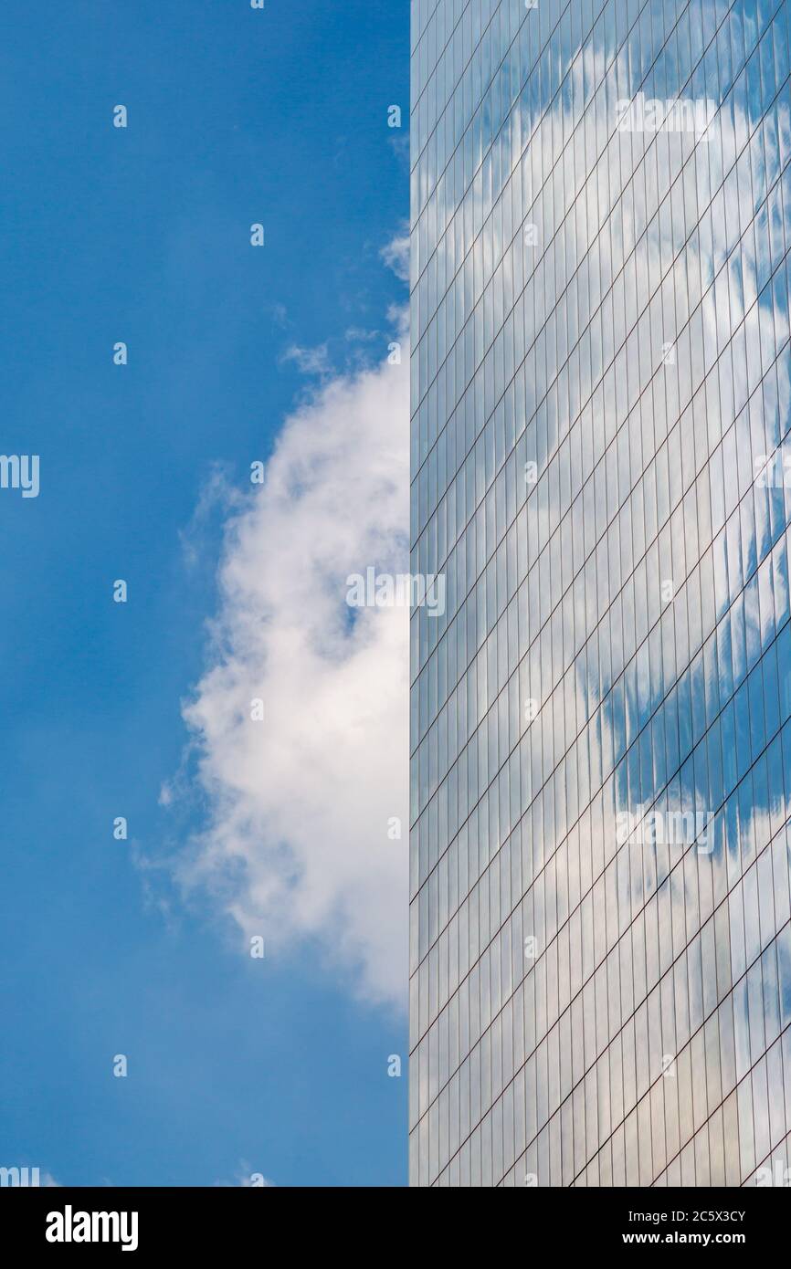 Reflections physical hi-res stock photography and images - Alamy