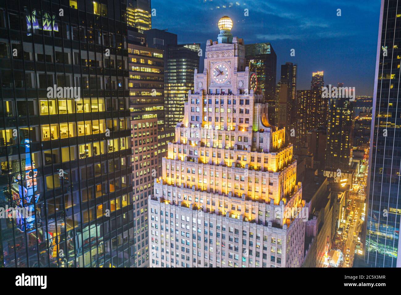 Stepped pyramidal hi-res stock photography and images - Alamy