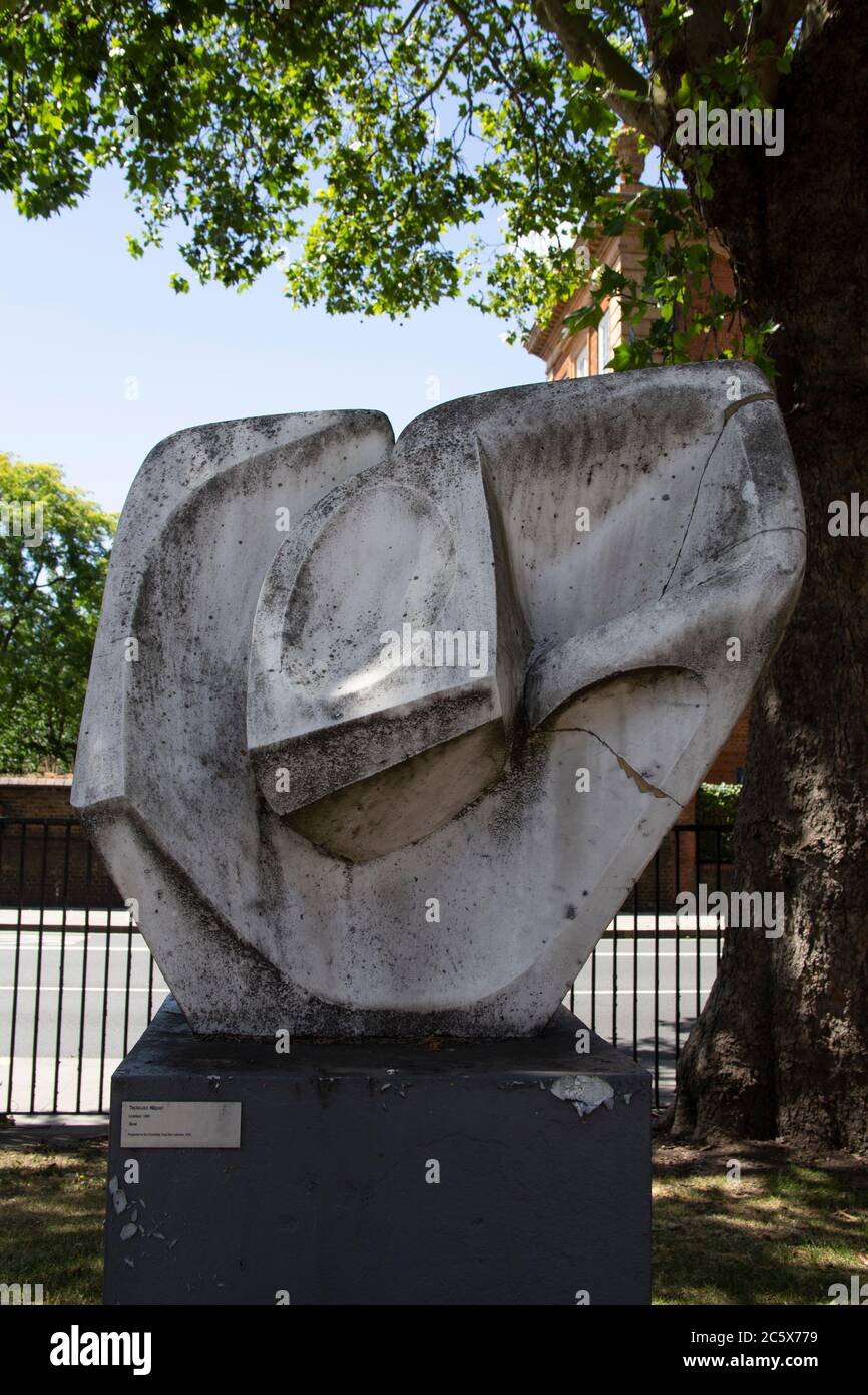 Untitled, a sculpture by Tadeusz Koper in the grounds of Charing Cross ...