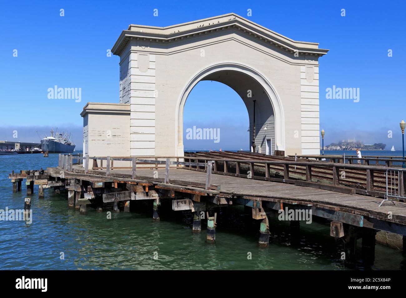 Old ferry terminal hi-res stock photography and images - Alamy