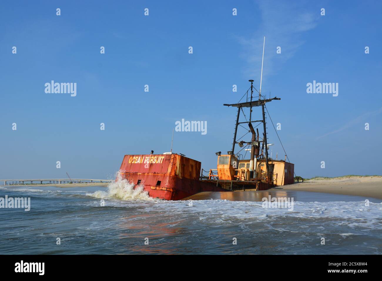 North east atlantic fishing trawler hi-res stock photography and images ...