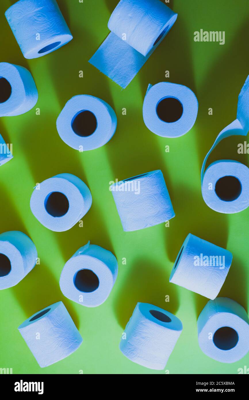 Top view of toilet paper rolls on the green Stock Photo - Alamy