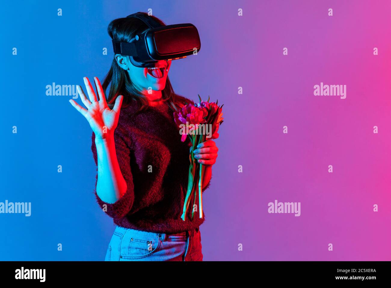 Girl flirt hi hi-res stock photography and images - Alamy