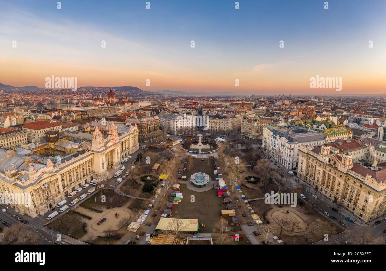 Aerial drone shot of Liberty Square Budapest downtown before sunrise ...