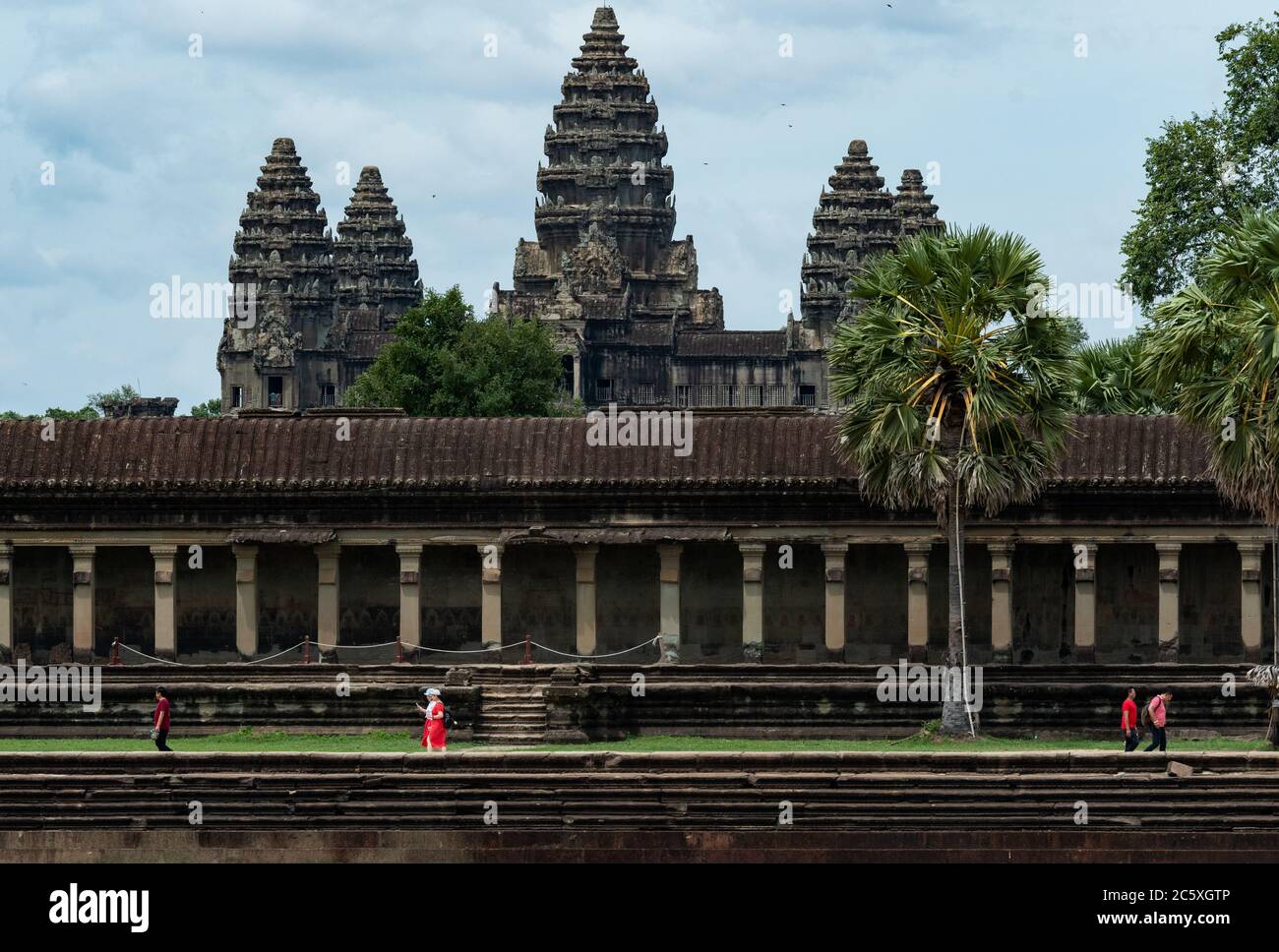 Angor wat temple cambodia hi-res stock photography and images - Alamy