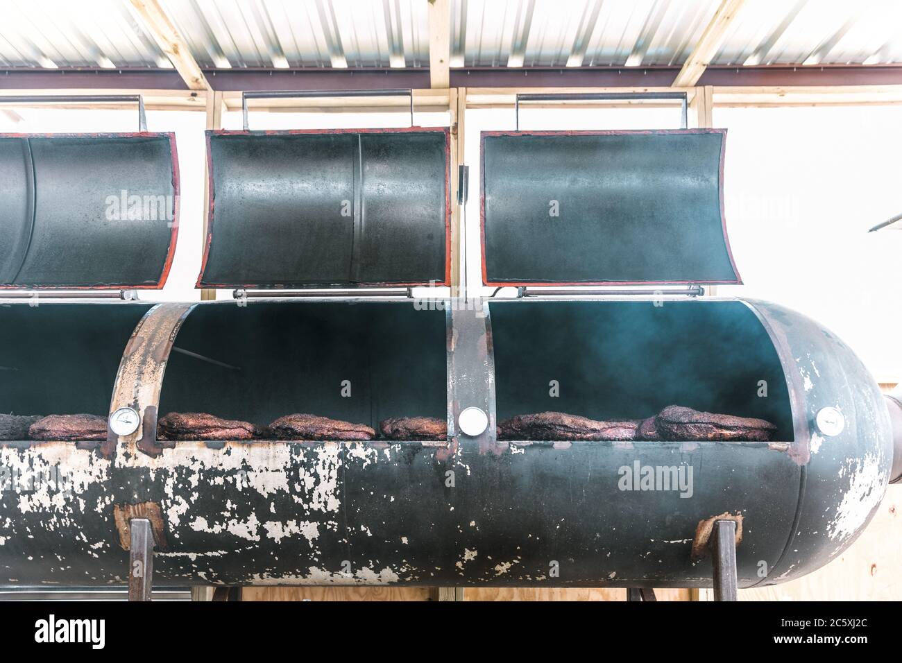 Wood smoker bbq hi-res stock photography and images - Alamy