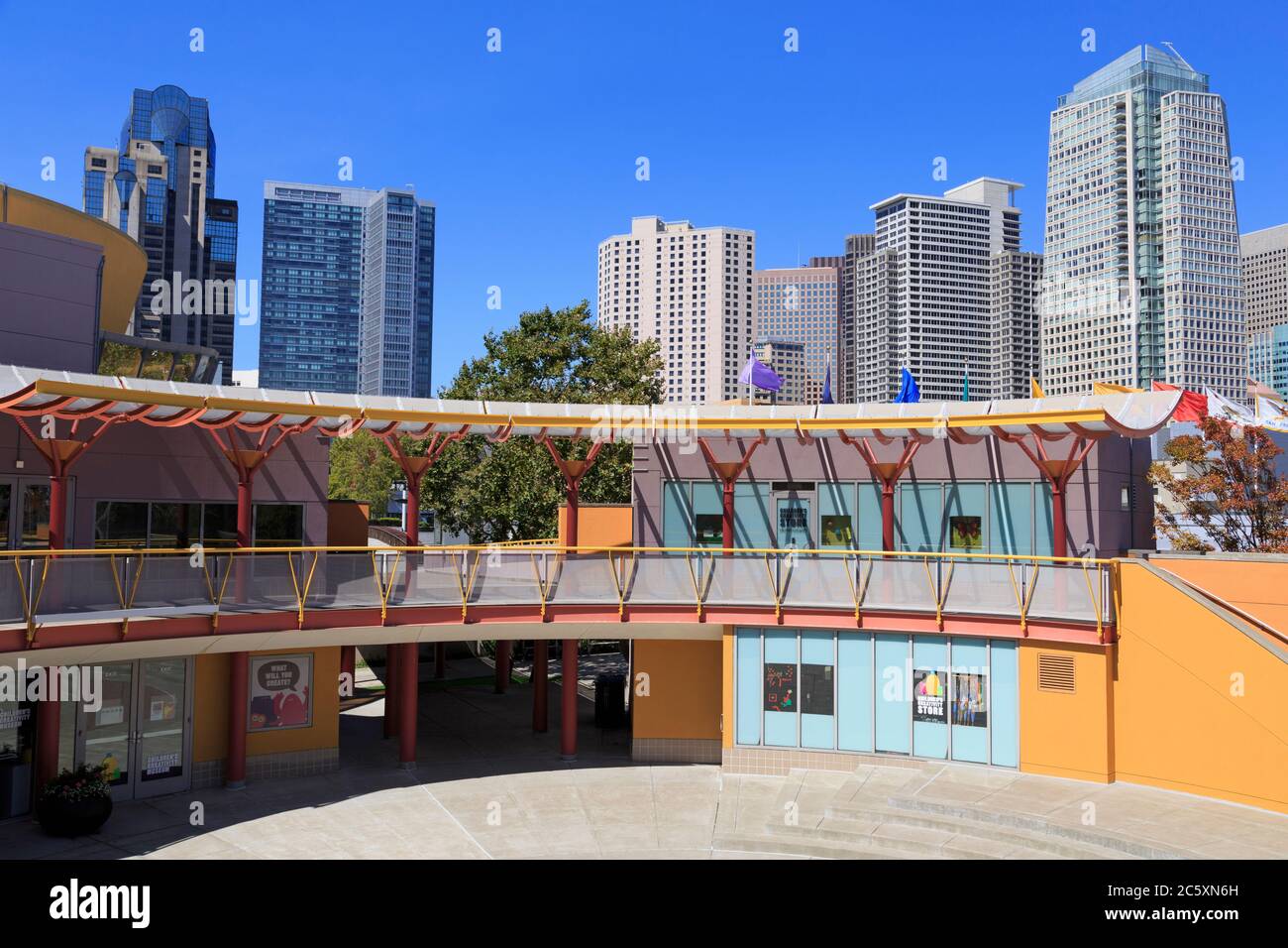 Children's creativity museum hi-res stock photography and images - Alamy