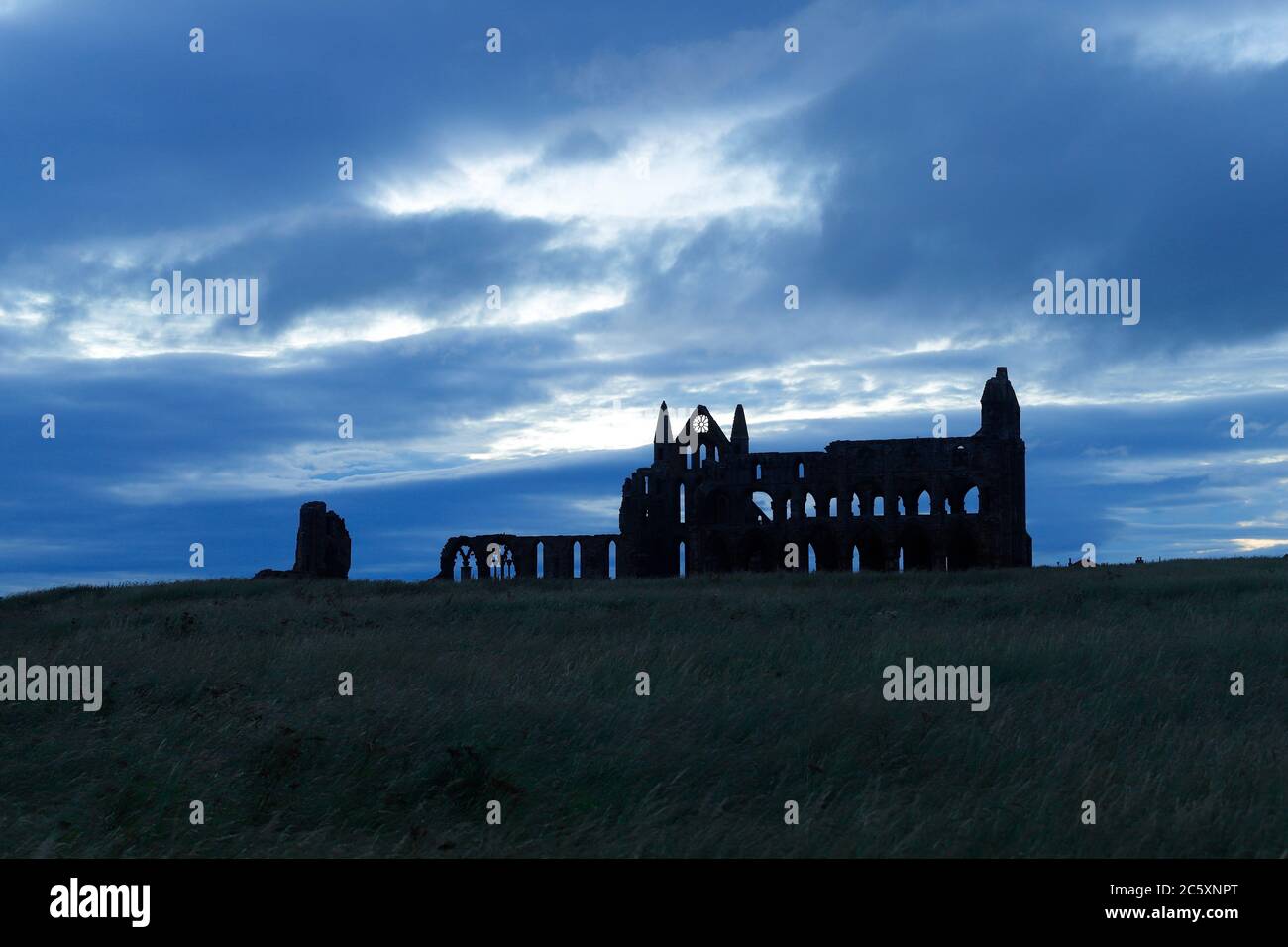 Whitby Abbey illuminated by light painting with a hand held torch Stock ...