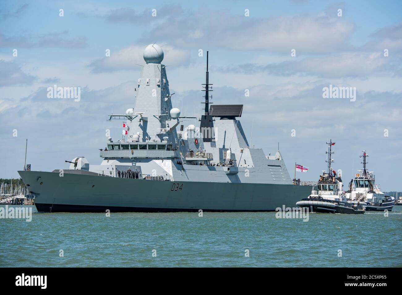 The Royal Navy Daring Class air defence destroyer HMS Diamond (D34 ...