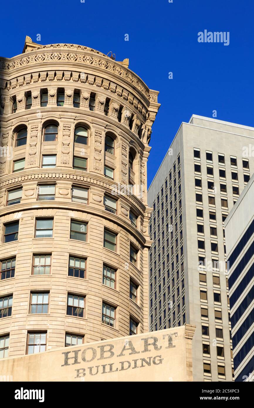 Building financial district hi-res stock photography and images - Alamy