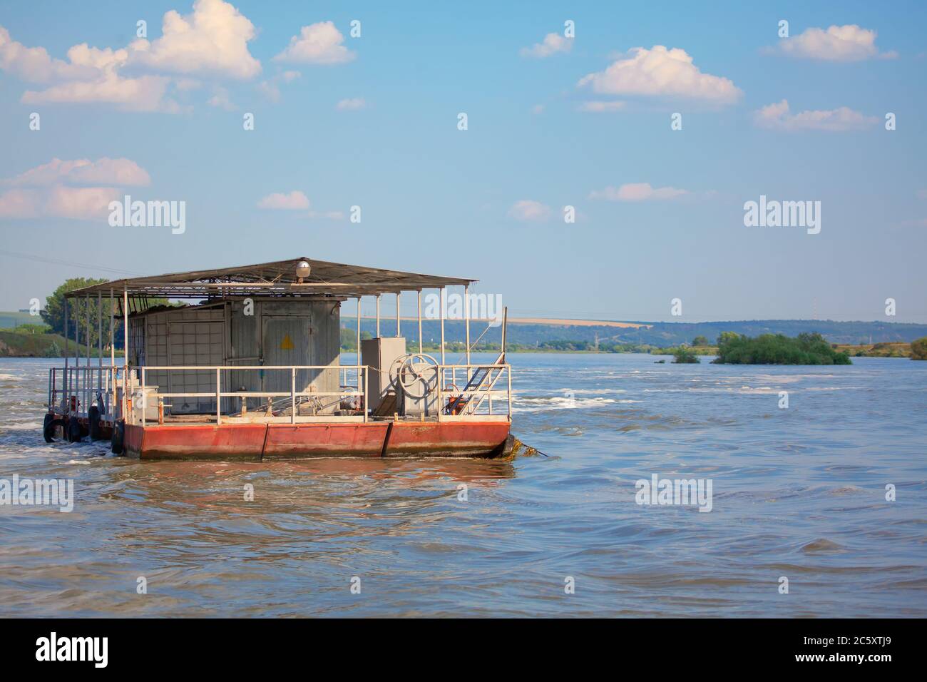 Floating platform . Passenger ferry on the river water Stock Photo - Alamy