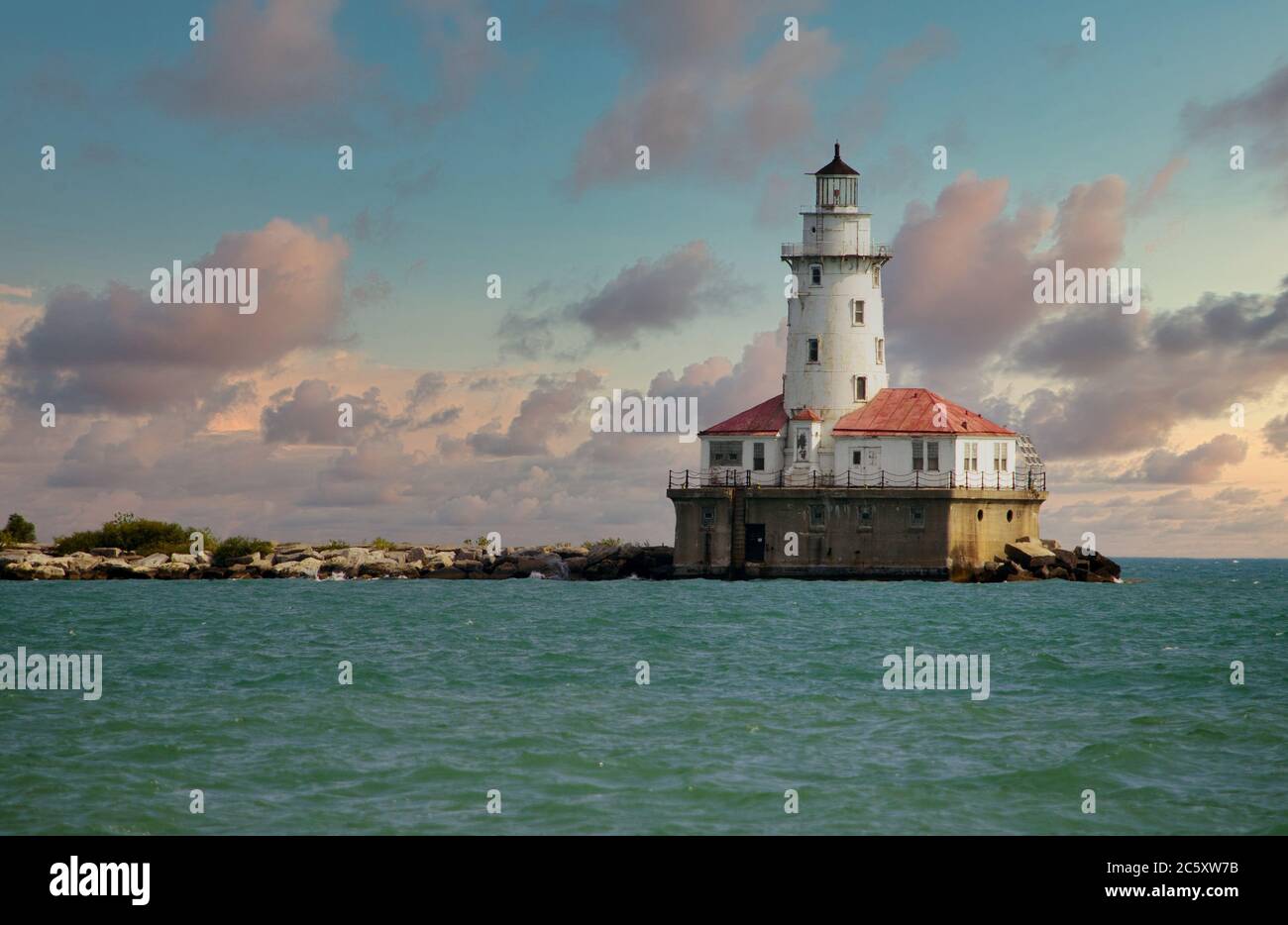 Chicago lighthouse on Lake Michigan in Illinois USA Stock Photo - Alamy