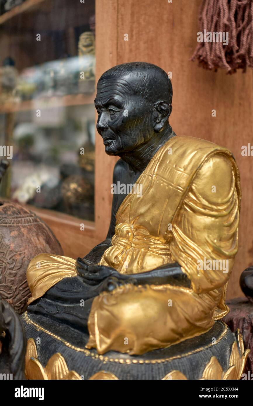 Buddhist monk figures hi-res stock photography and images - Alamy