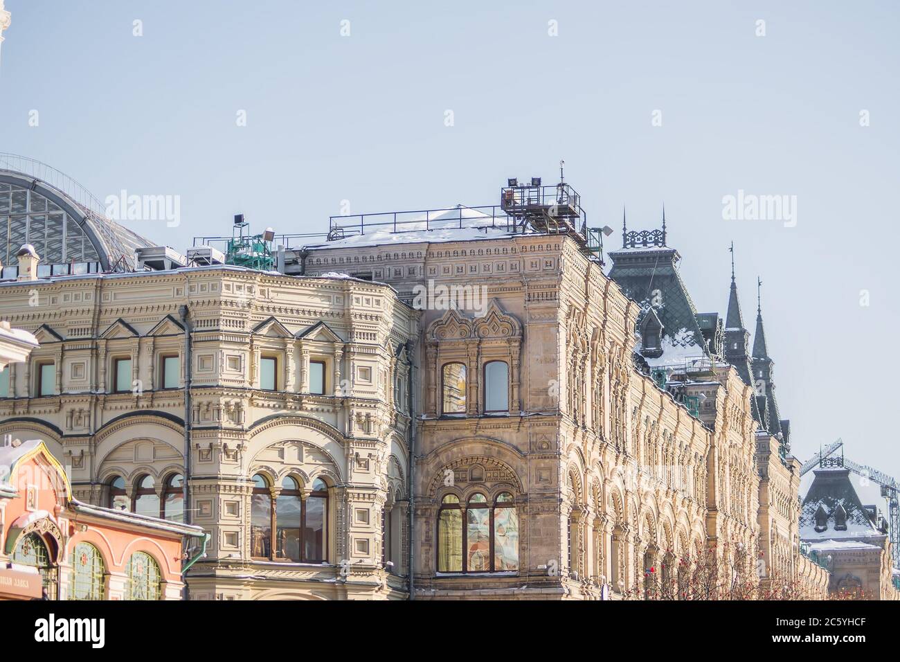 Facade view of GUM department store, Moscow, Russia Stock Photo - Alamy