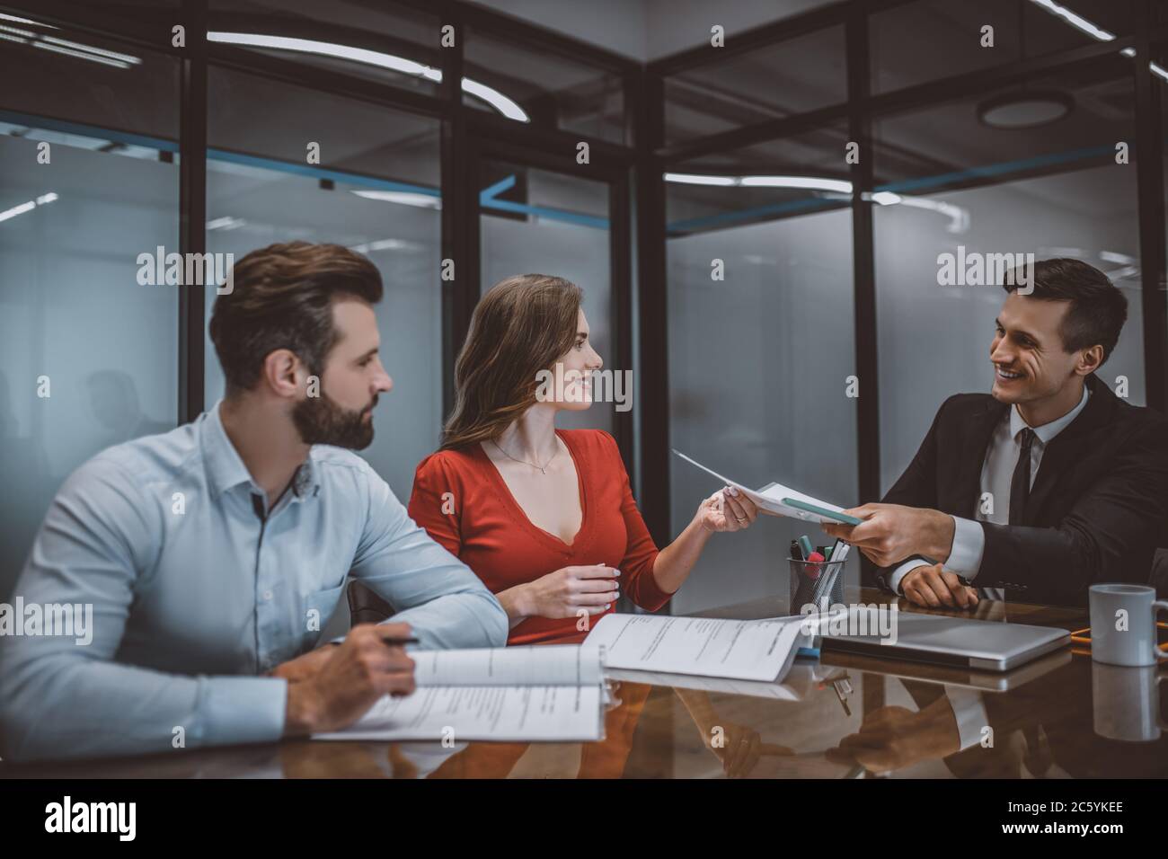 Relationships sales hi-res stock photography and images - Alamy