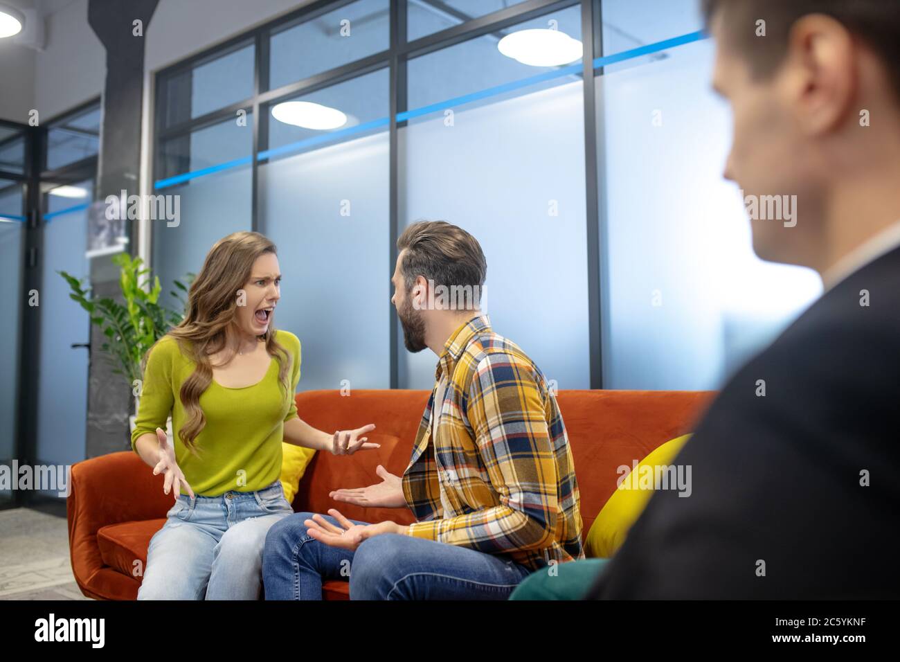Woman yelling at man hi-res stock photography and images - Alamy