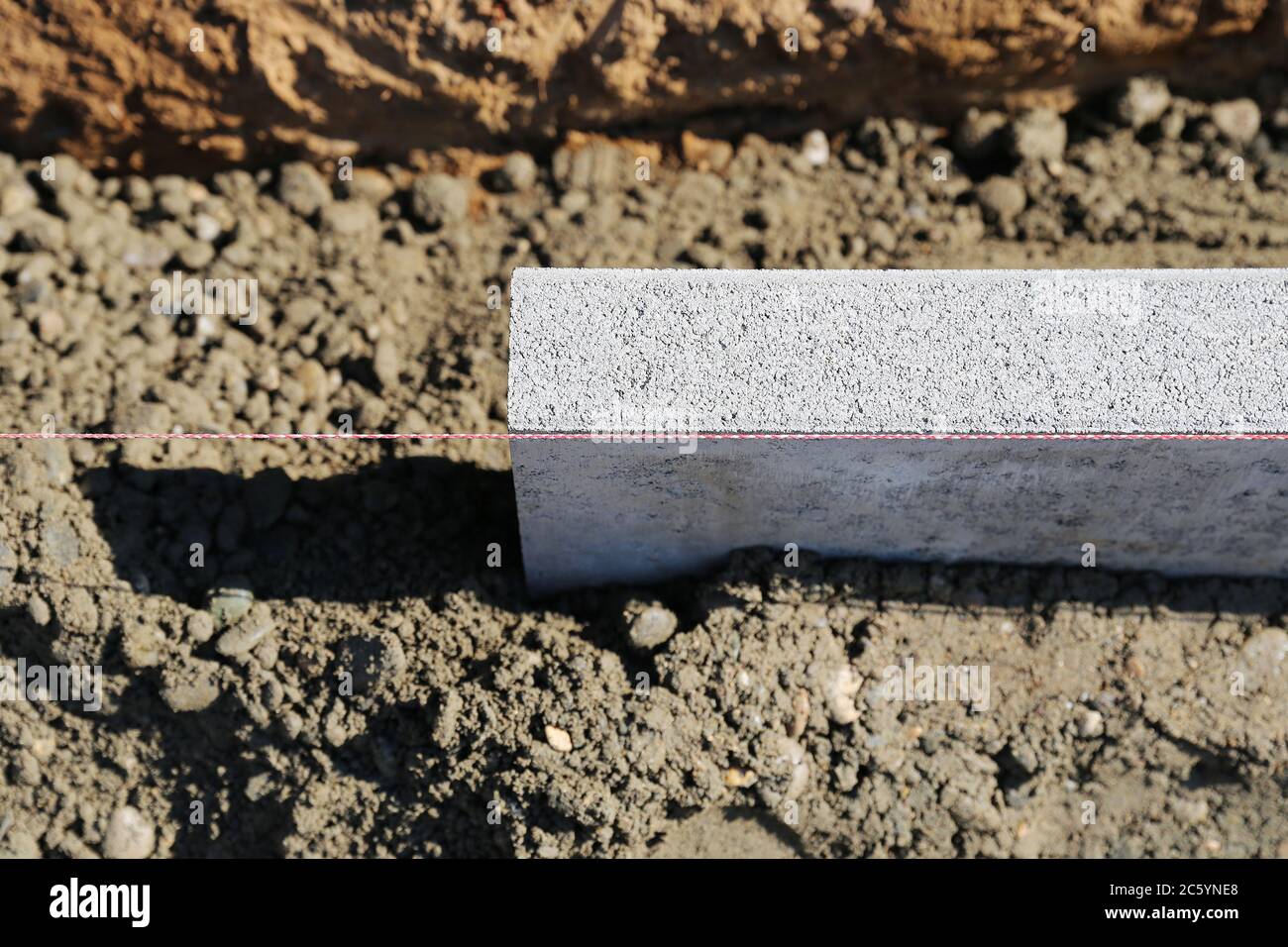 Curbstone hi-res stock photography and images - Alamy