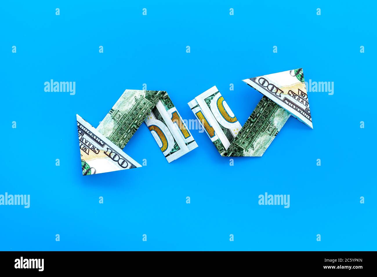 Arrow of dollar chart - currency trading concept Stock Photo - Alamy