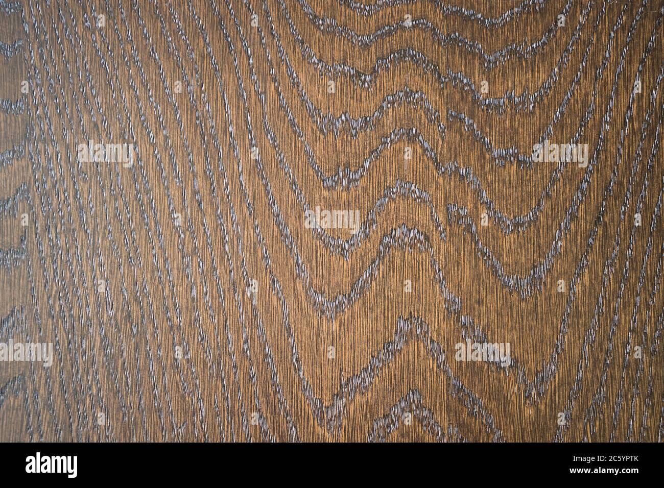 Dark wooden brown background. Striped tree with fibers. texture ...