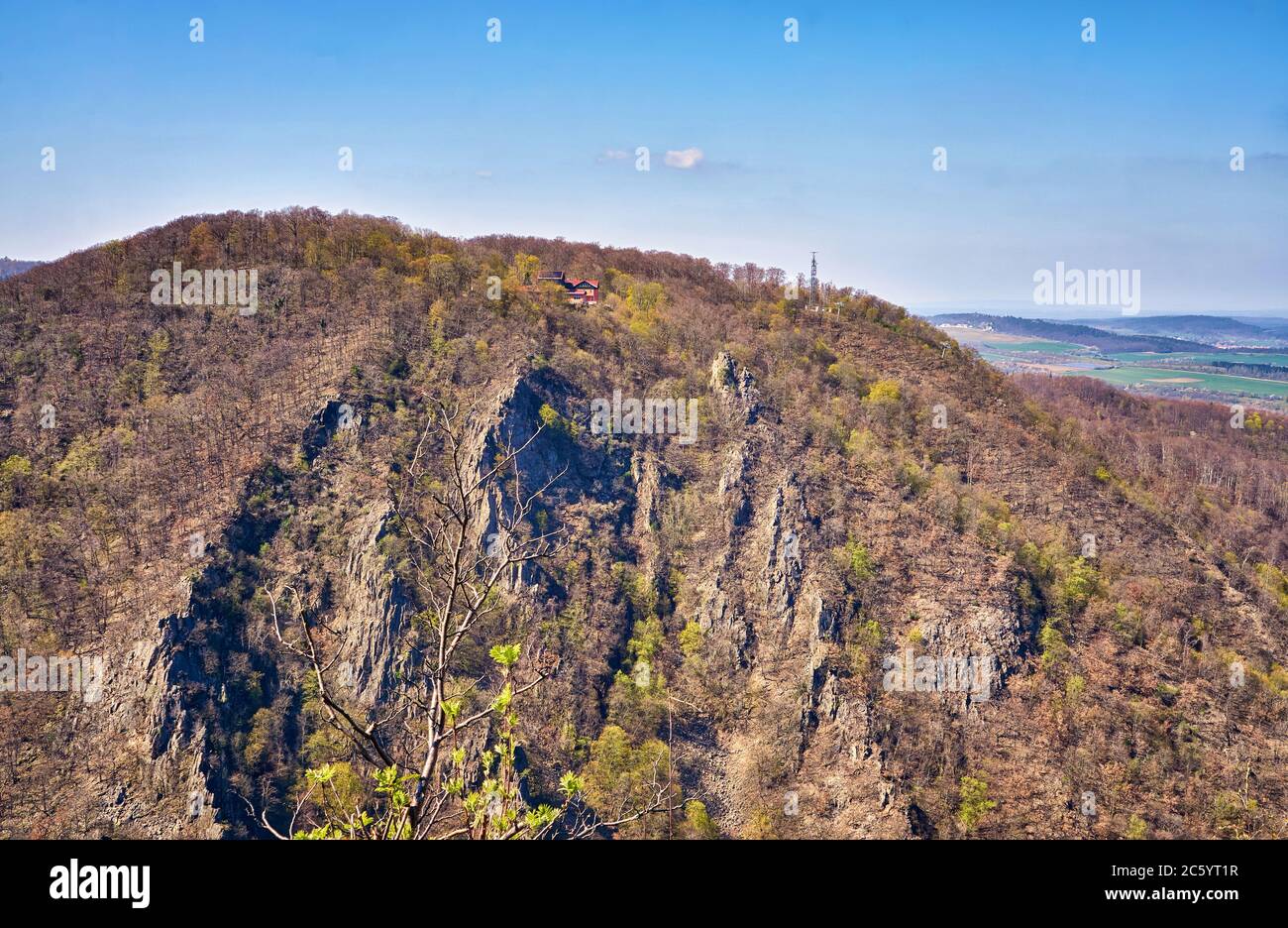 Aerial view mountains house big hi-res stock photography and images - Alamy