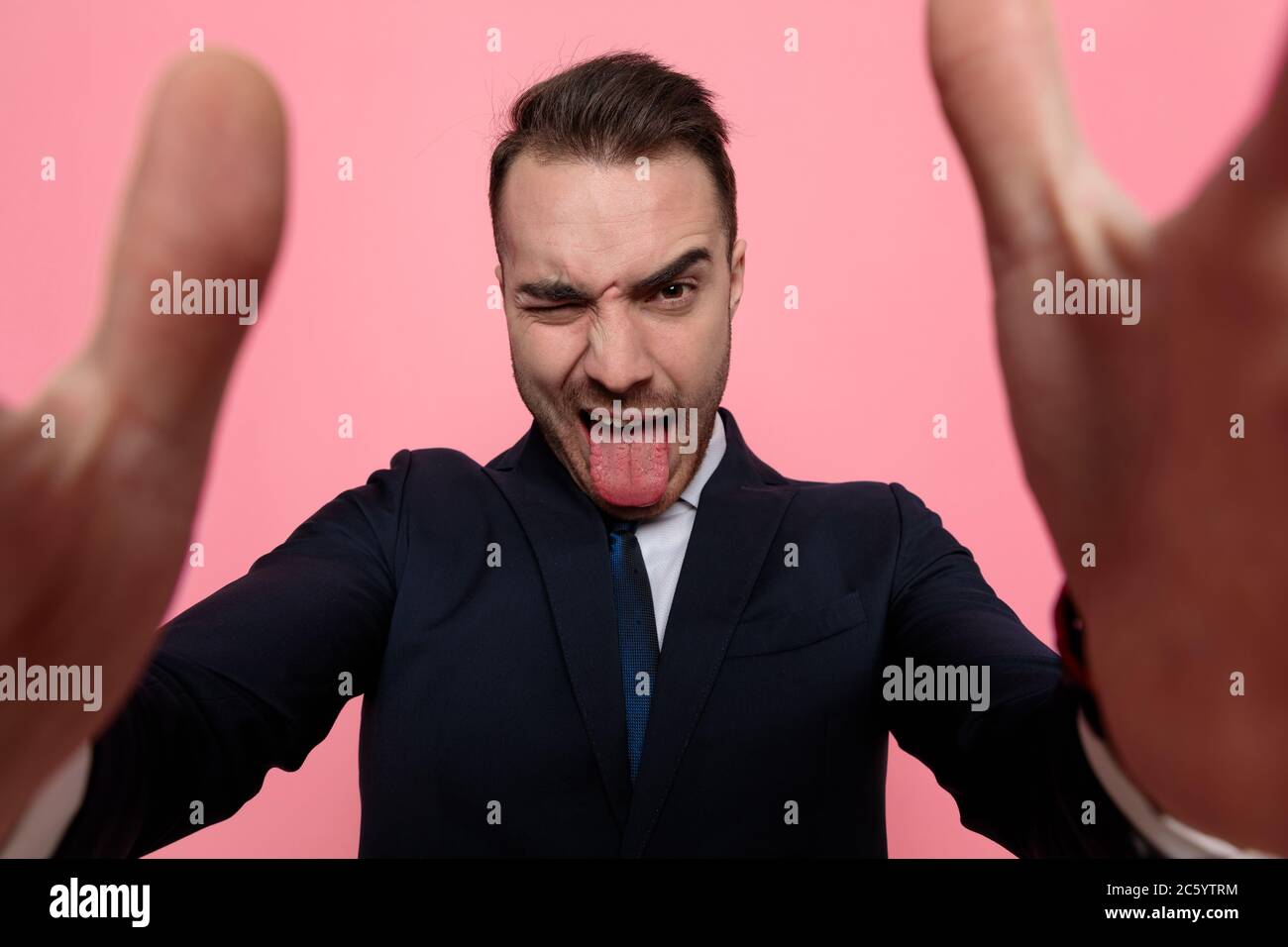 Man wearing suit hands out hi-res stock photography and images - Alamy
