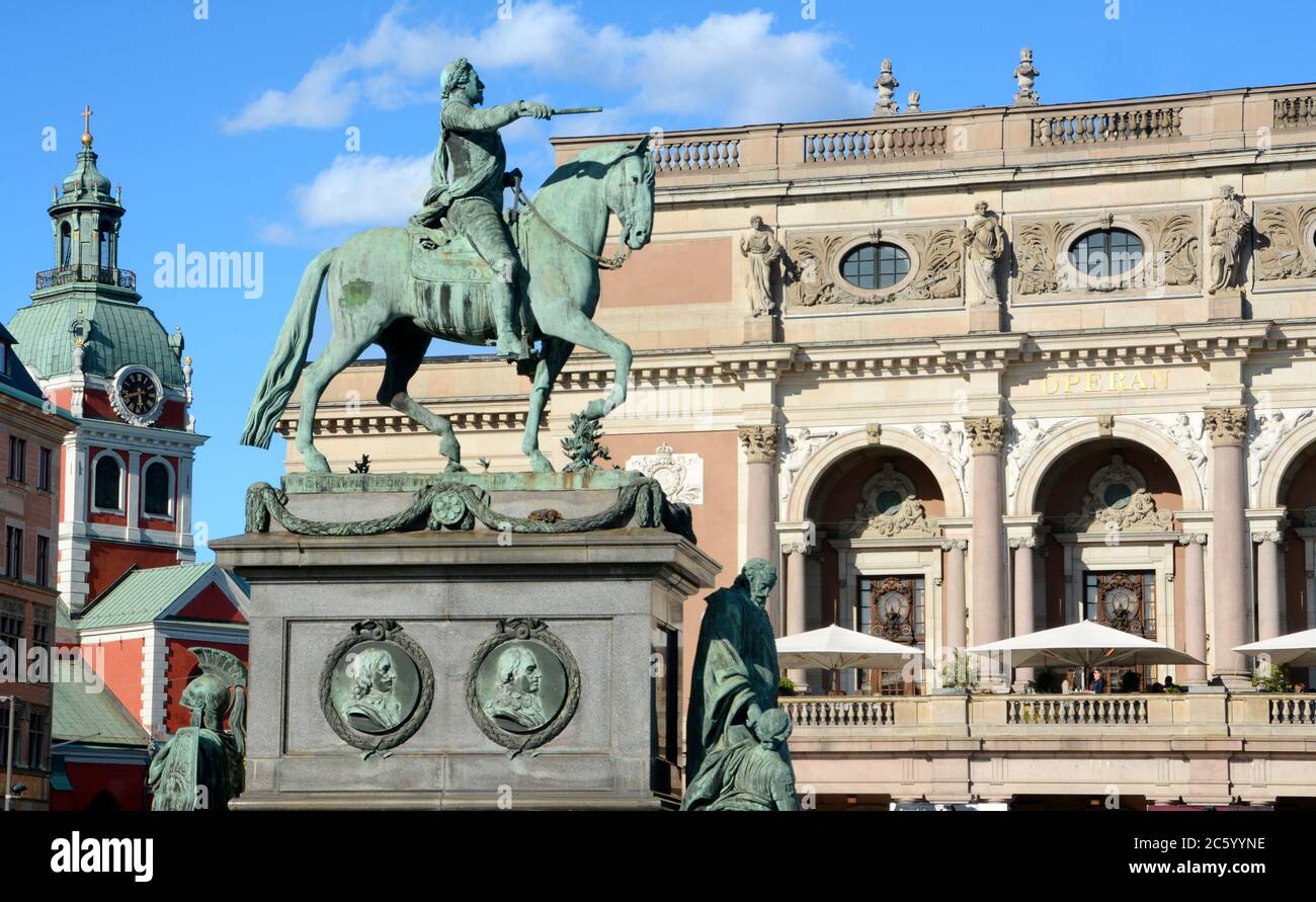 Horse statue building stockholm europe hi-res stock photography and ...