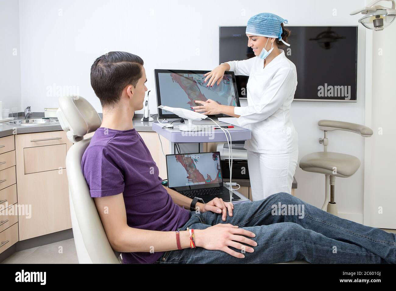 Medical scan computer hi-res stock photography and images - Alamy