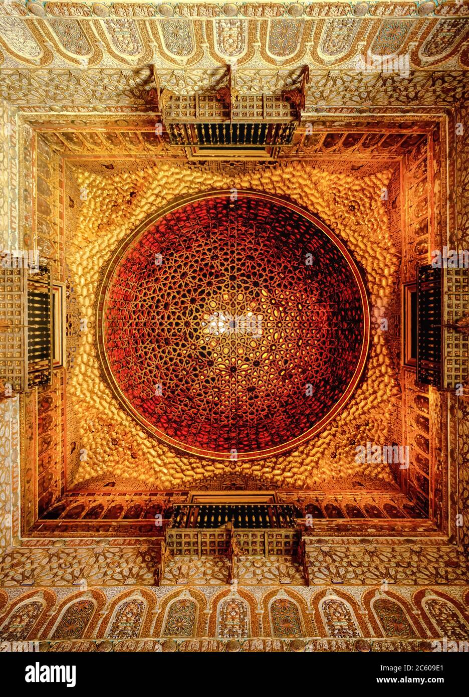 Alcázar de los reyes católicos hi-res stock photography and images - Alamy