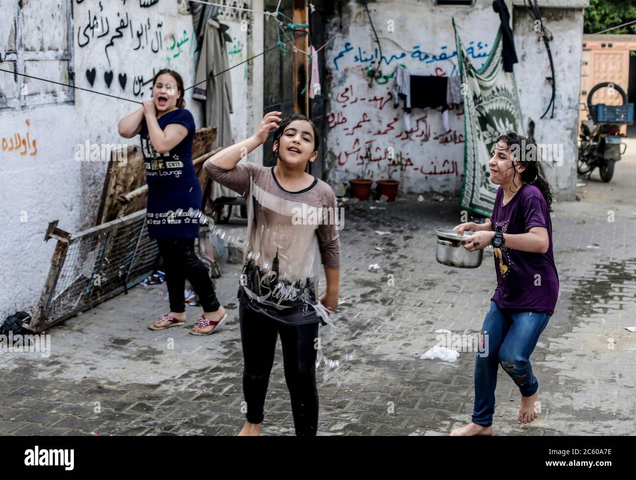Gaza City, The Gaza Strip, Palestine. 6th July, 2020. Palestinian girls ...