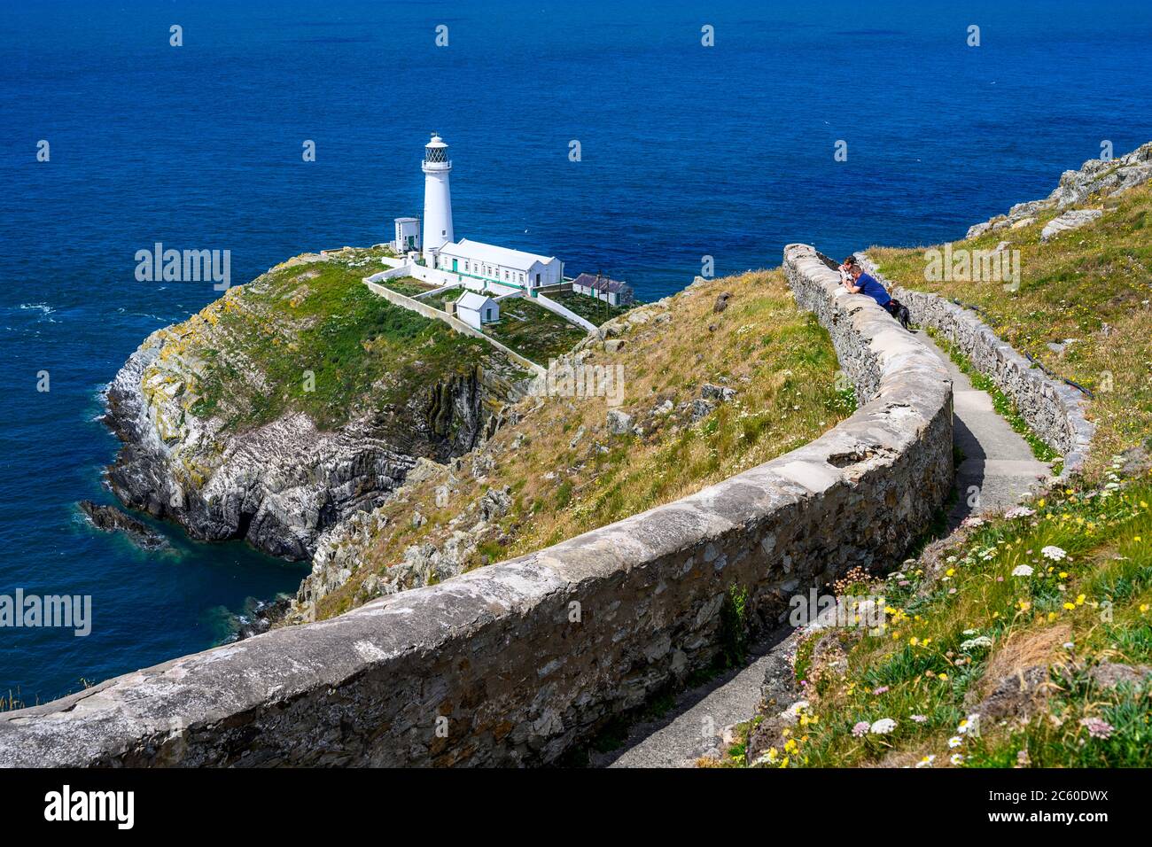 South stack lighthouse footbridge hi-res stock photography and images ...