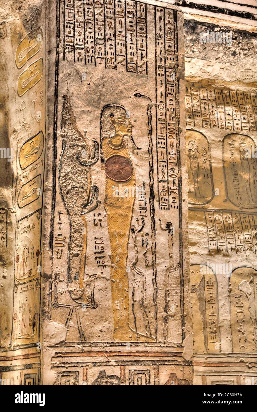 Egyptian pharaoh ramses v hi-res stock photography and images - Alamy