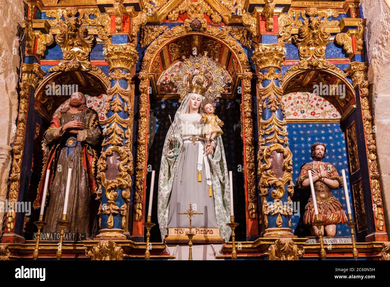 Iglesia de san retablo hi-res stock photography and images - Alamy