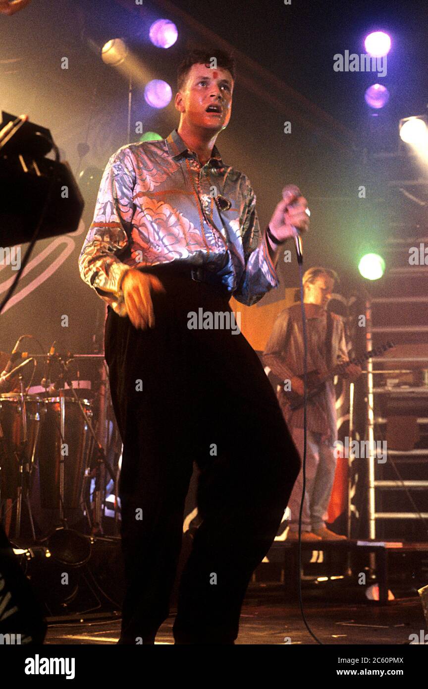 Neil Arthur von Blancmange live at the Hammerswithh Palais. London, May ...