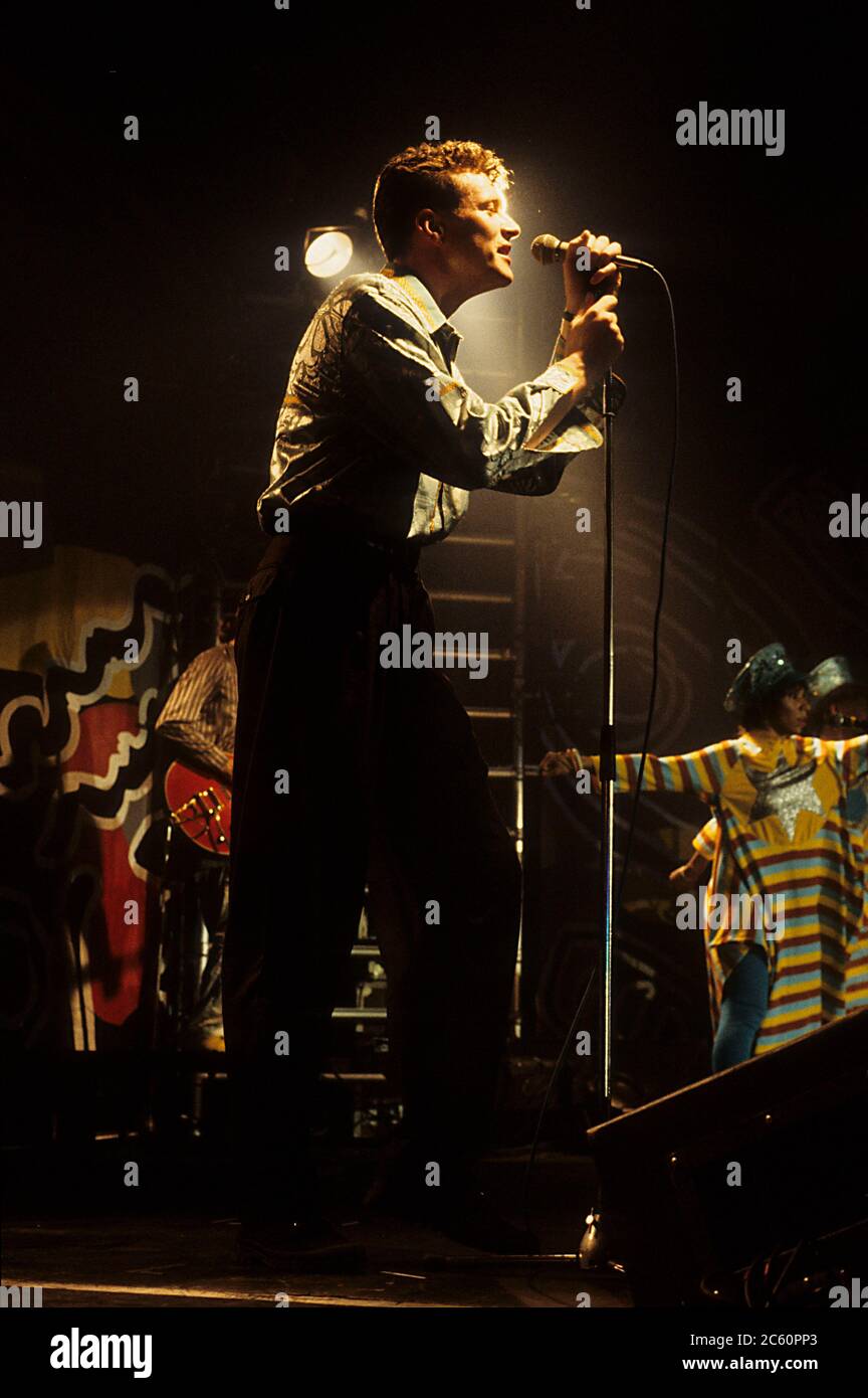 Neil Arthur von Blancmange live at the Hammerswithh Palais. London, May ...