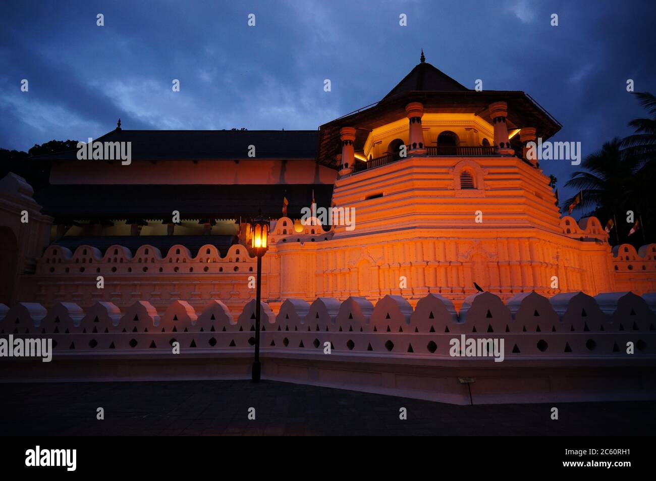 Temple of the Tooth, Kandy Stock Photo - Alamy