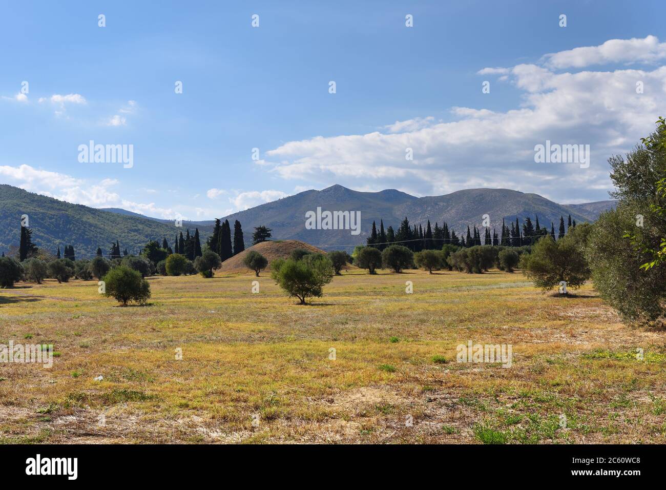Battle of marathon mound hi-res stock photography and images - Alamy