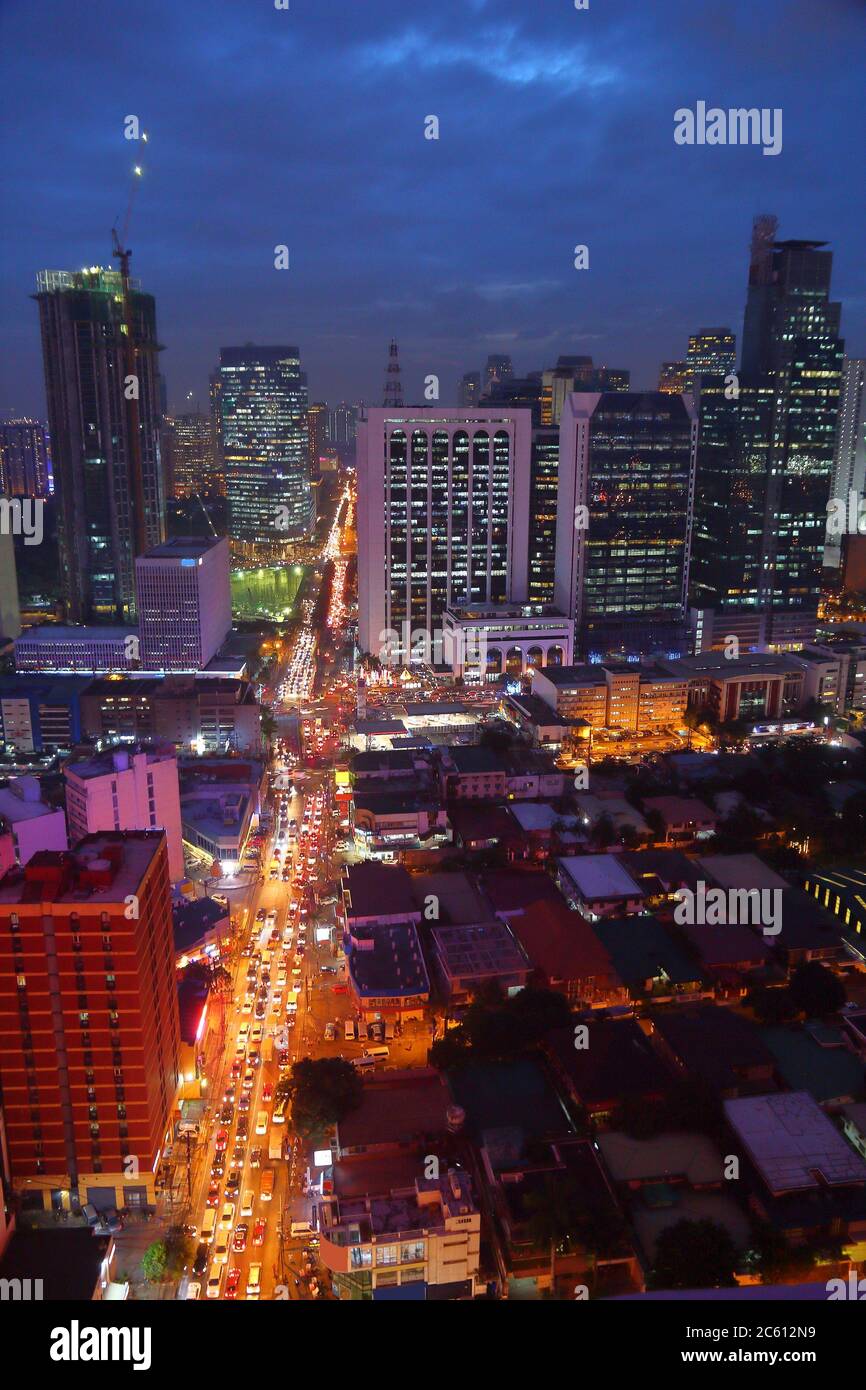 Aerial night view manila traffic hi-res stock photography and images ...