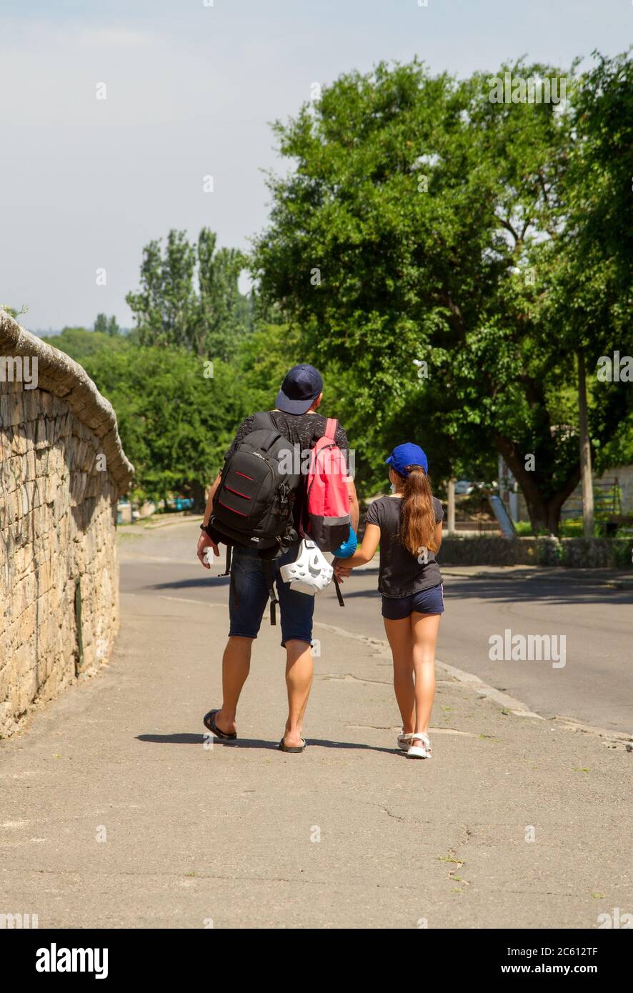 dad and daughter go to training Stock Photo - Alamy