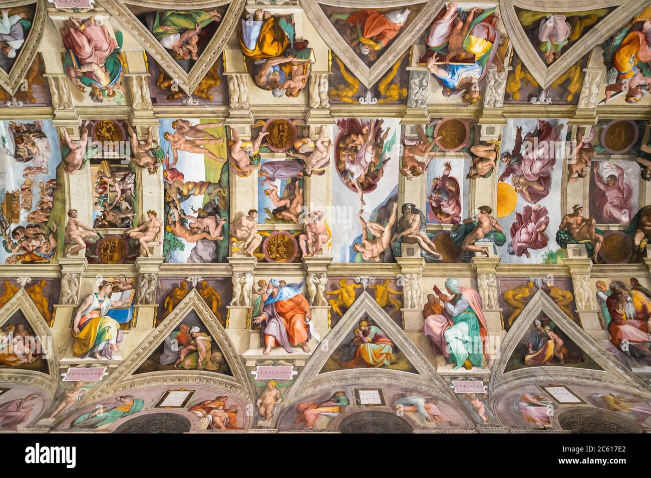 VATICAN, VATICAN - DECEMBER 25, 2016: Ceiling of the Sistine chapel in ...