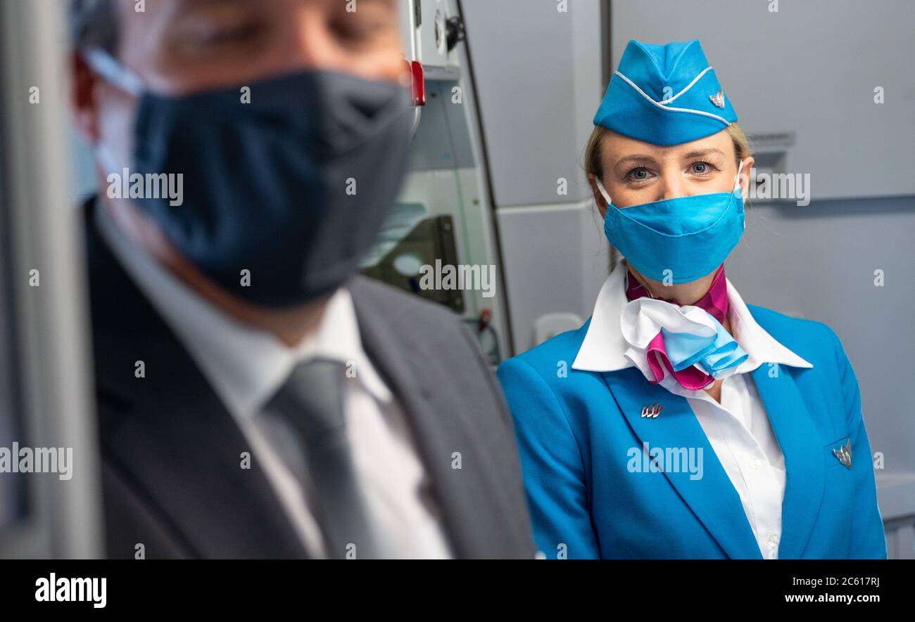 Eurowings flight attendant hi-res stock photography and images - Alamy