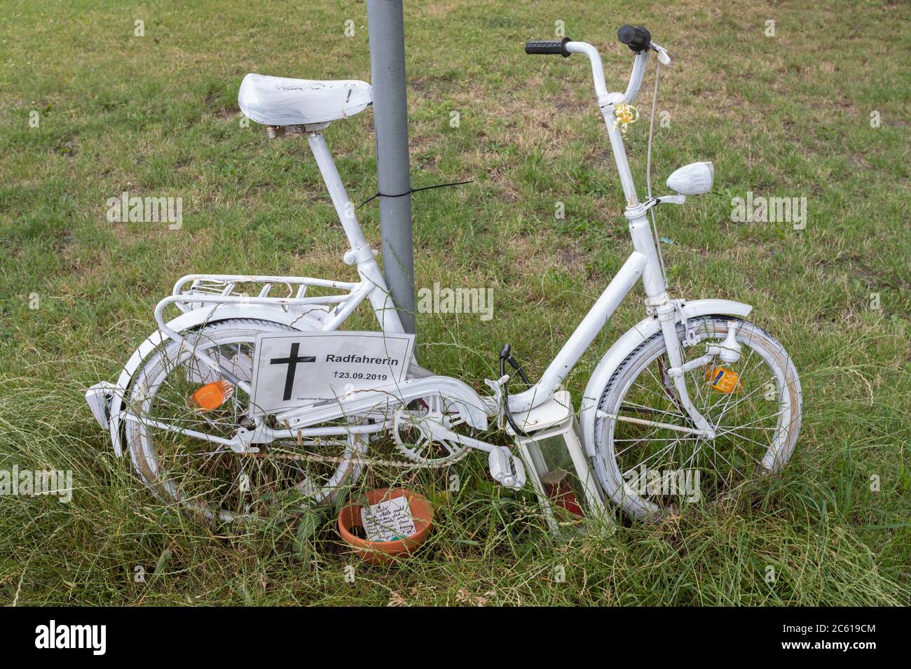 Ghost bike in Luebeck, Germany Stock Photo - Alamy