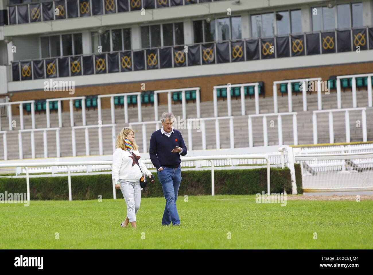 Lawney Hill and husband Alan Hill at Uttoxeter Racecourse Stock Photo ...