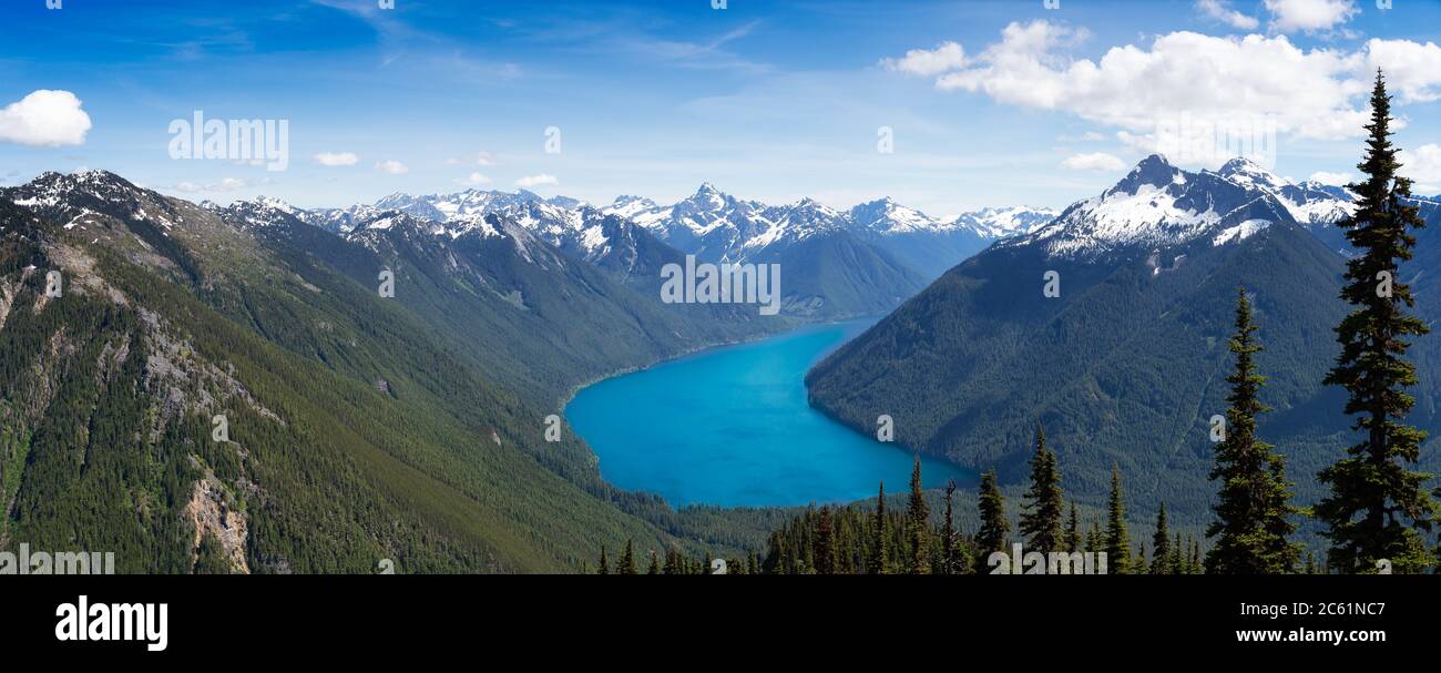 Beautiful chilliwack lake green hi-res stock photography and images - Alamy