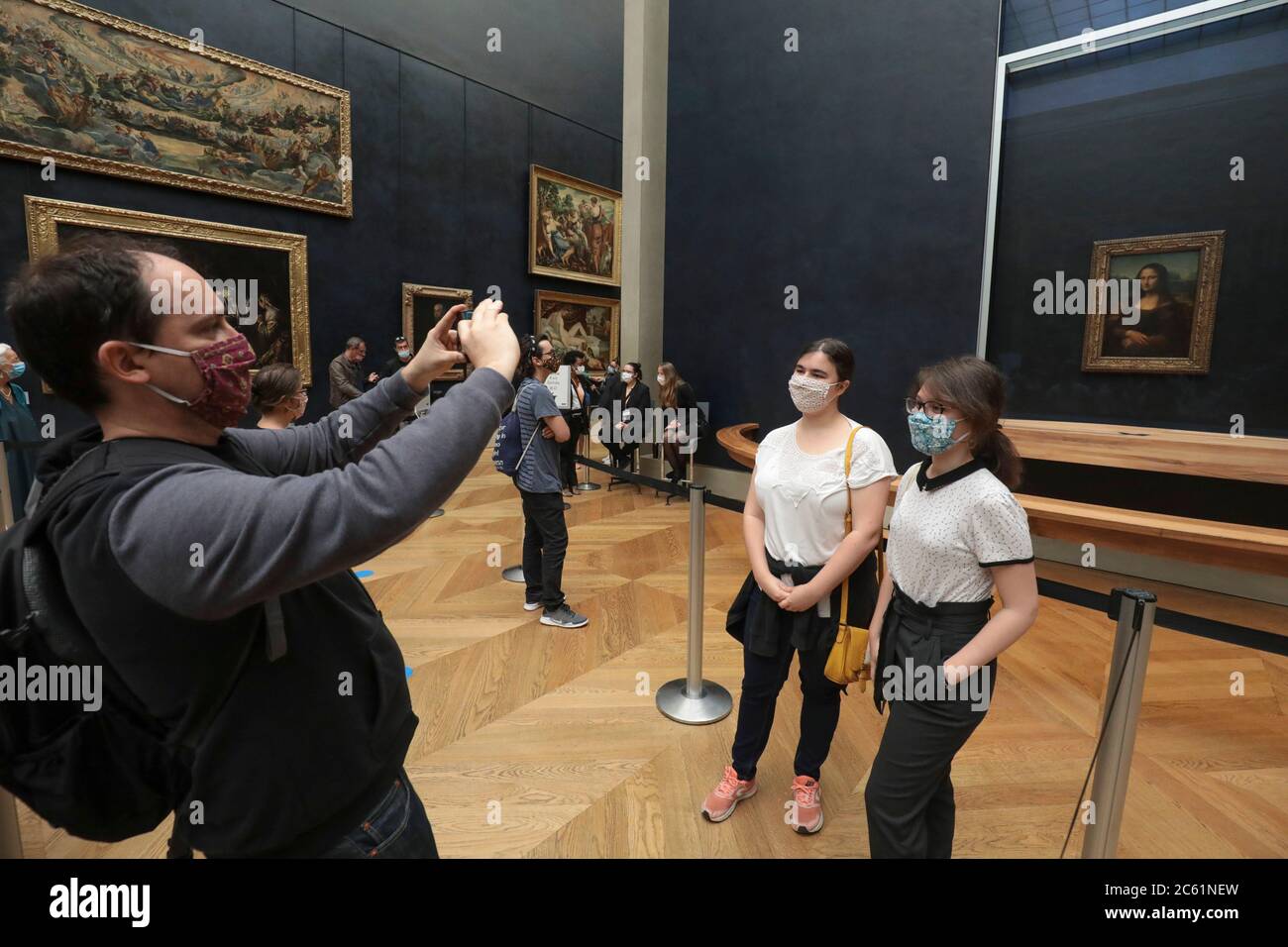 REOPENING LOUVRE MUSEUM, PARIS Stock Photo - Alamy