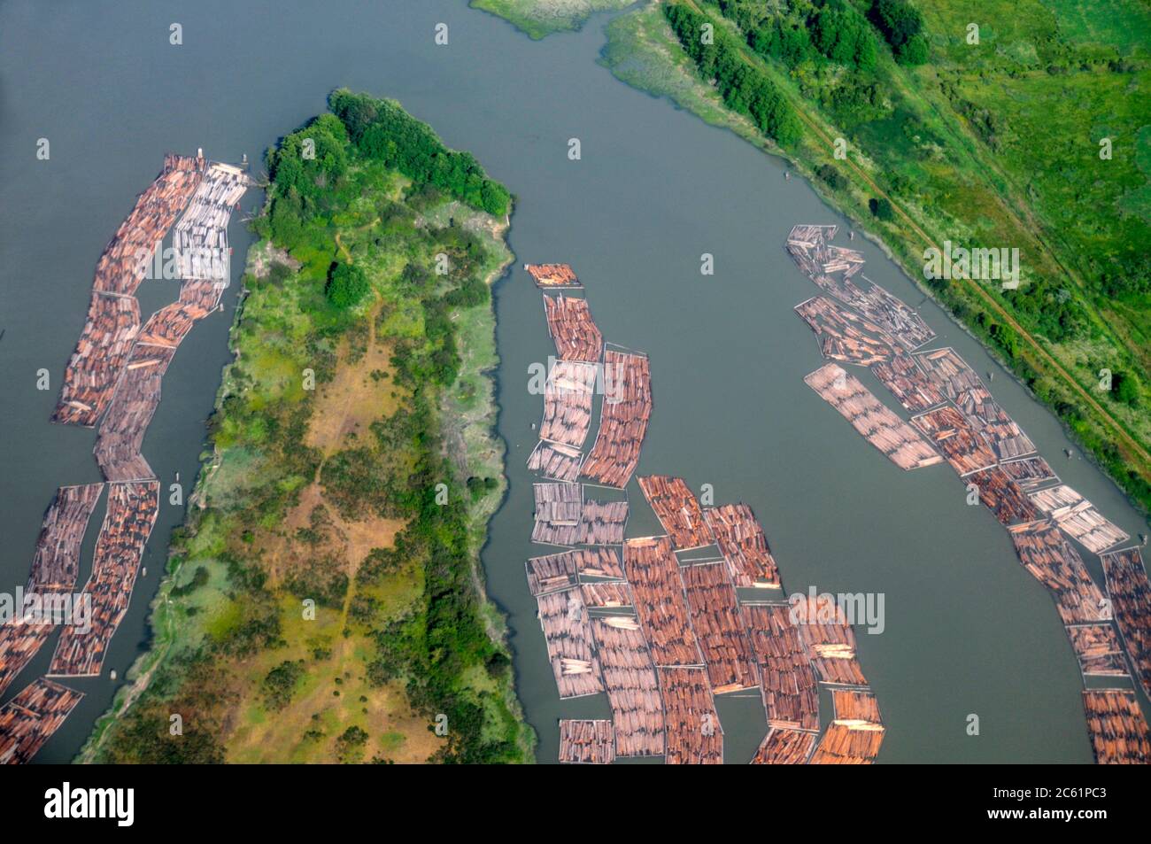 Logging Industry Canada Logs High Resolution Stock Photography and ...