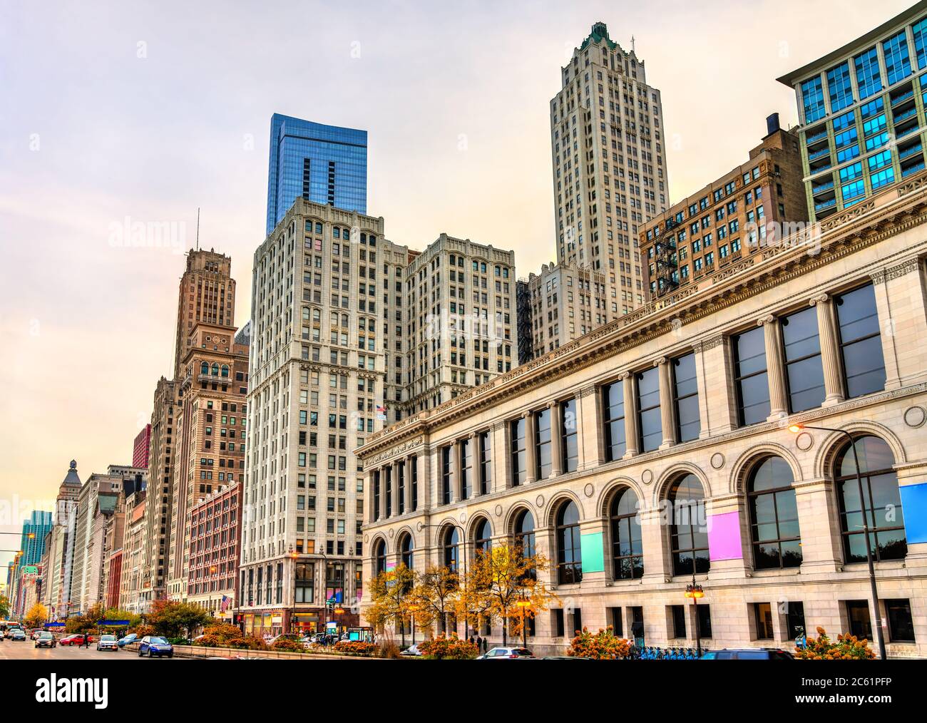 Historic buildings in Downtown Chicago, USA Stock Photo - Alamy