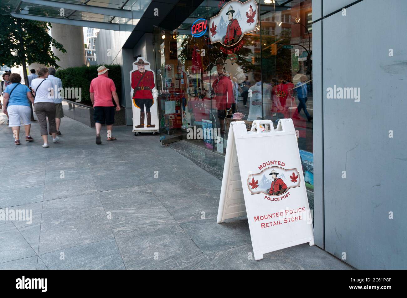Canada souvenir gift hi-res stock photography and images - Alamy