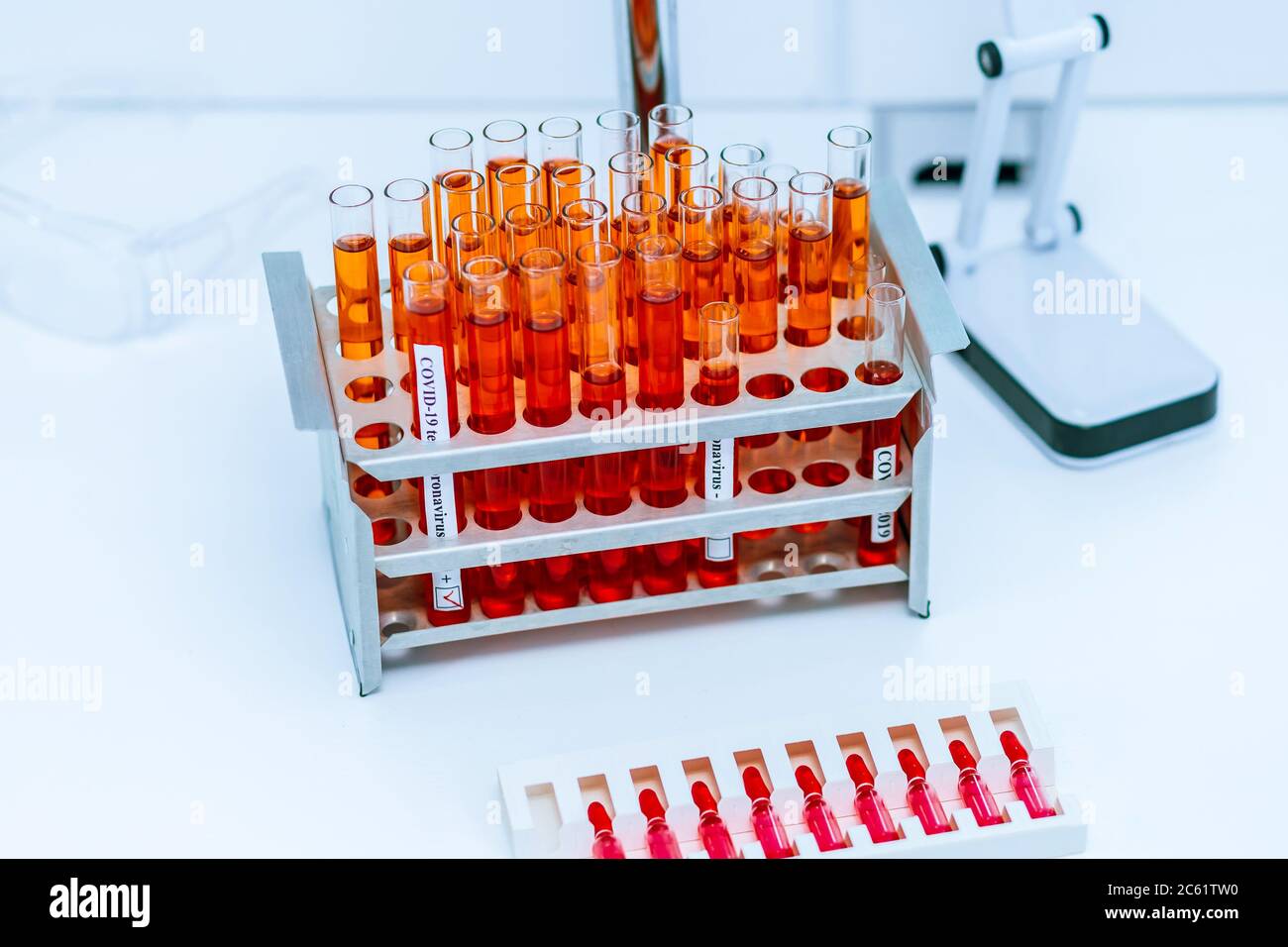 Test tubes in a stand hi-res stock photography and images - Alamy